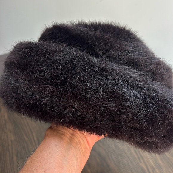 betmar | Accessories | Vintage Betmar New York Fake Fur Hat Black Wear ...